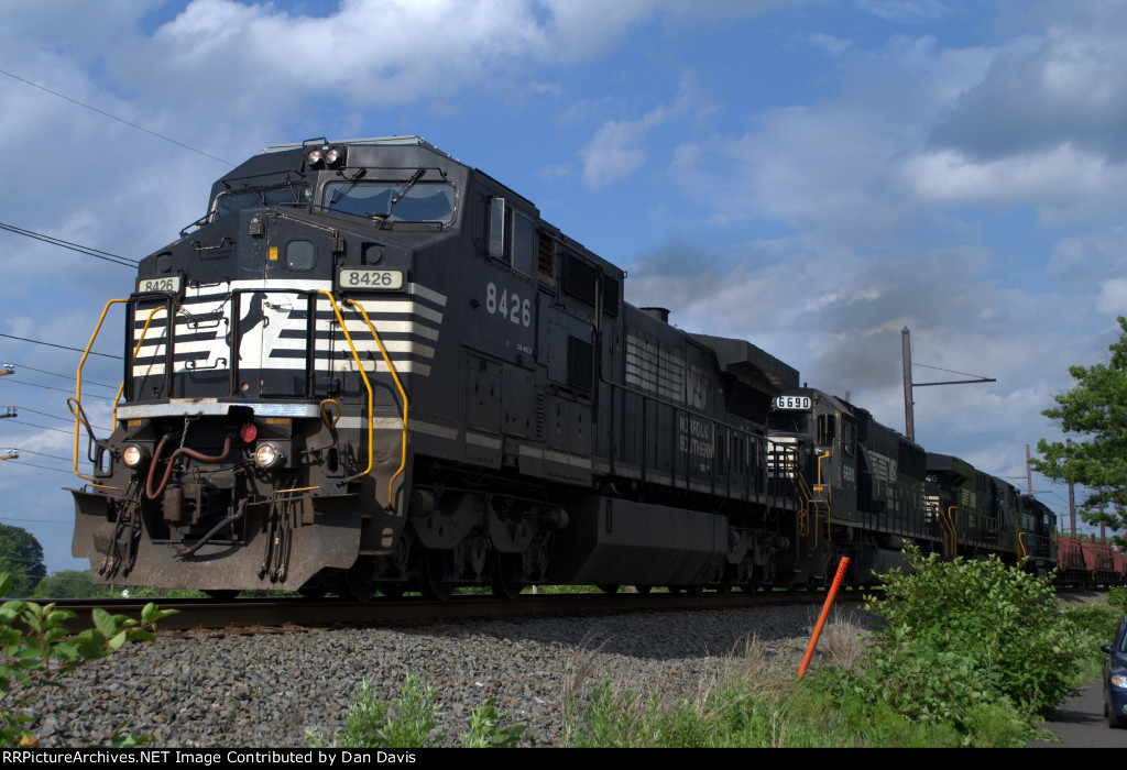 NS C40-8W 8426 leads 17G